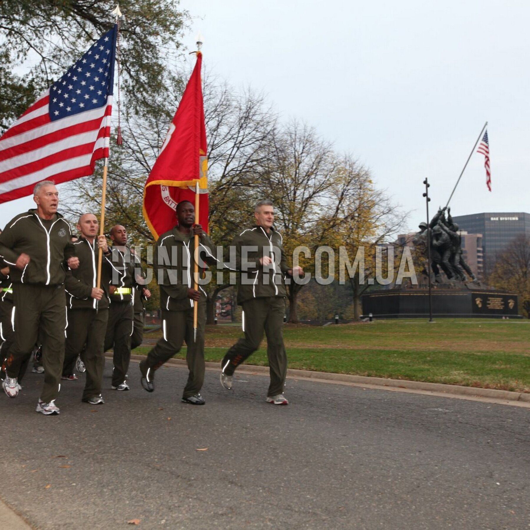 USMC Marines Tracksuit Olive buy with international delivery | Punisher ...