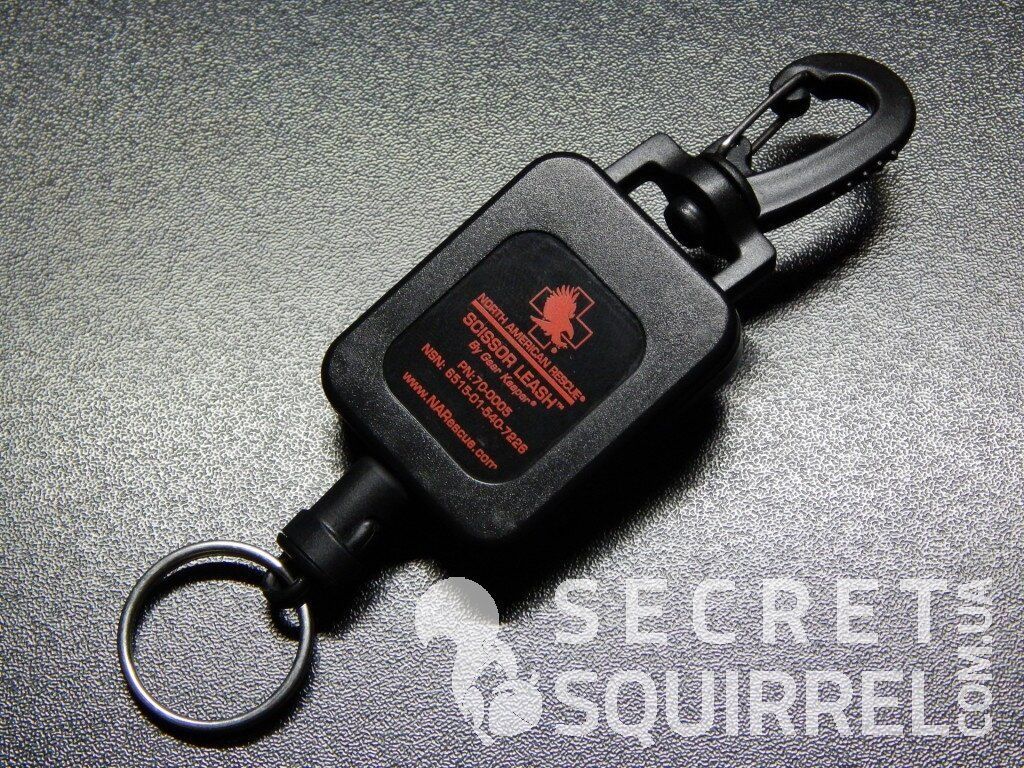 NAR Retractor Overview Scissor Leash - a guide from Punisher blog